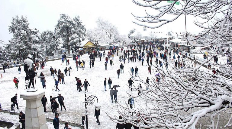 Fresh snow in Gulmarg, weather to remain inclement in J-K - The Statesman