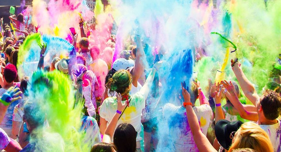 Gift green plants, orange gujiya on Holi - The Statesman