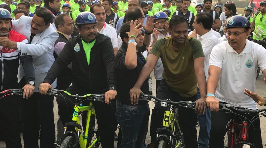 Union Minister Dharmendra Pradhan leads 5-km ‘green’ Cyclothon - The ...