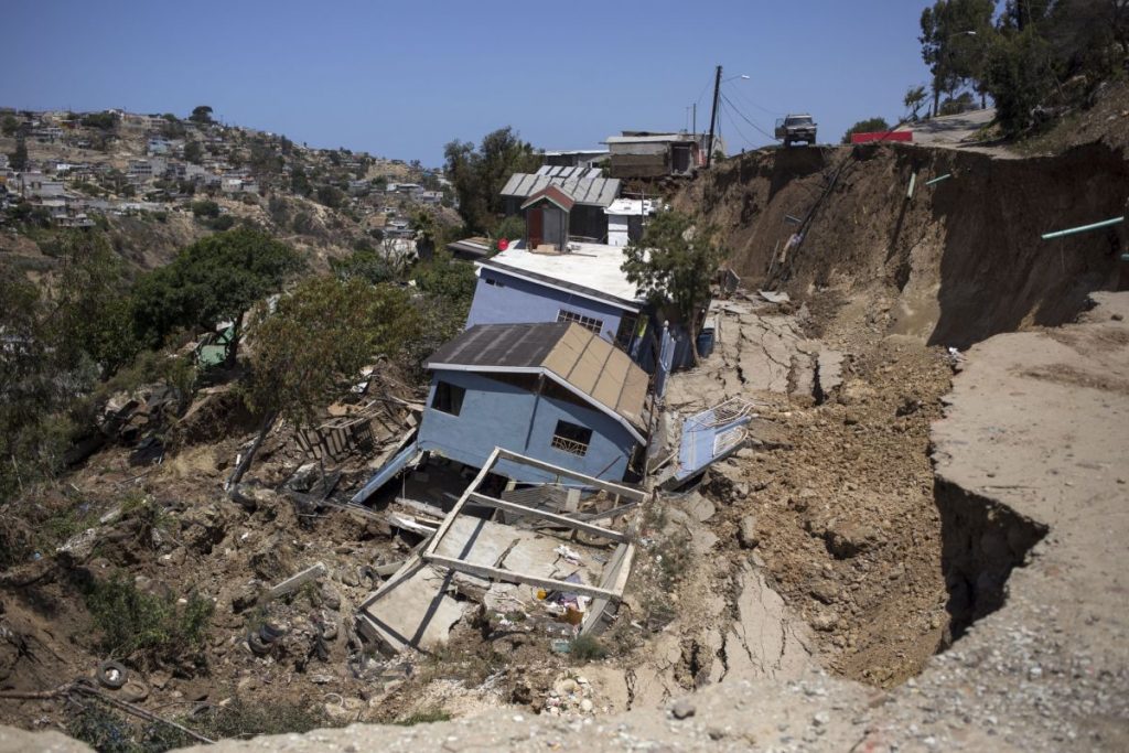 7 dead in Mudslides in Mexico - The Statesman