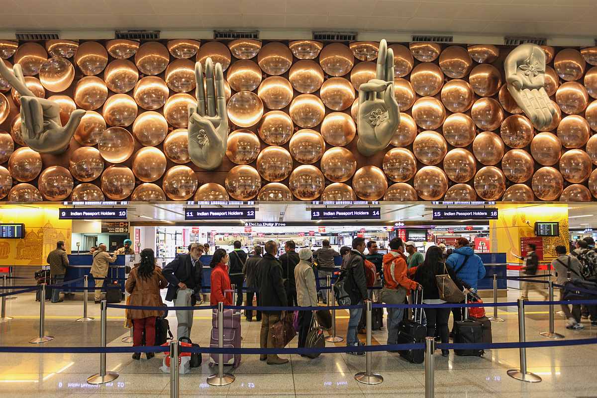 By 2022 New Delhi airport may get 'air train' connecting it's terminals ...