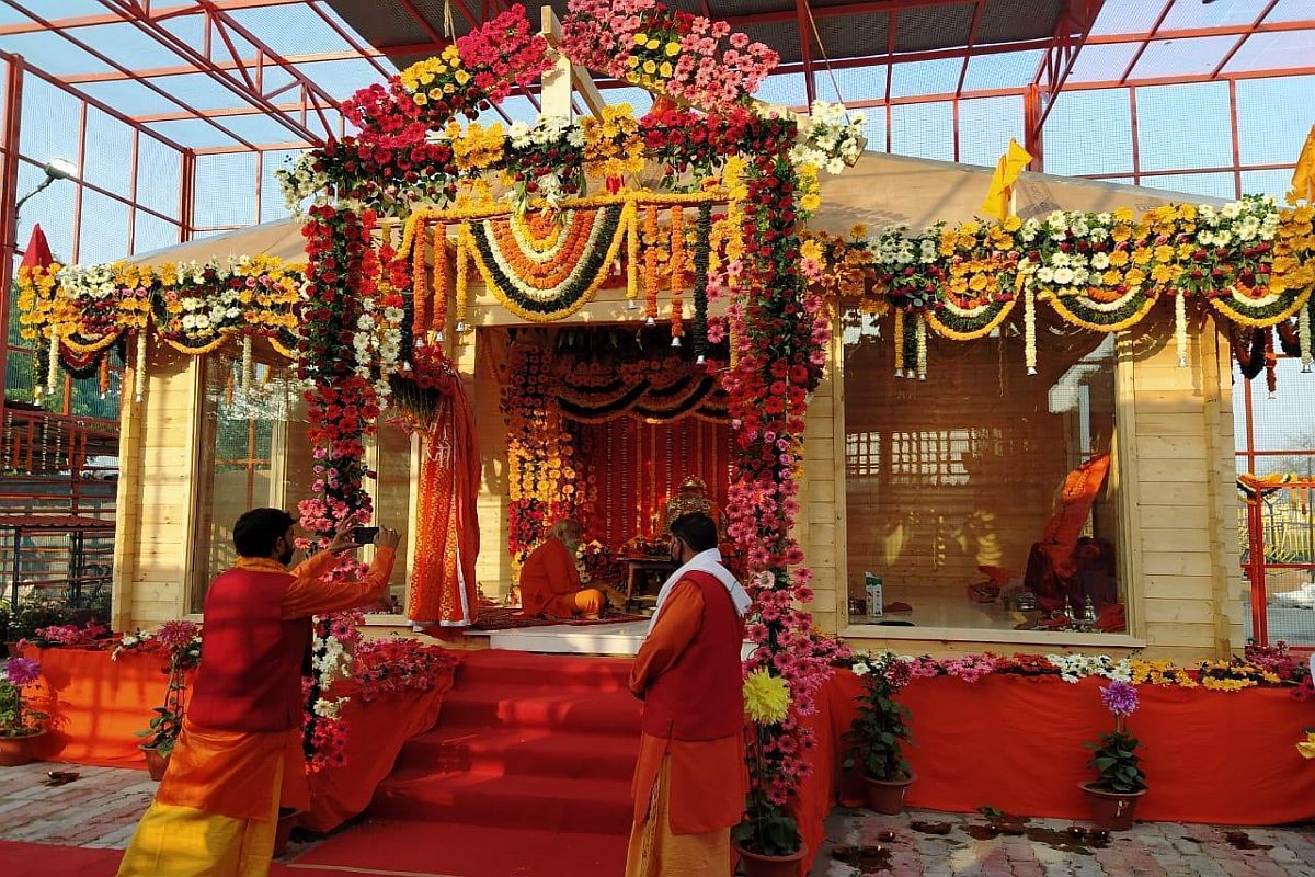 'Right to invite people for foundation laying ceremony depends on ...