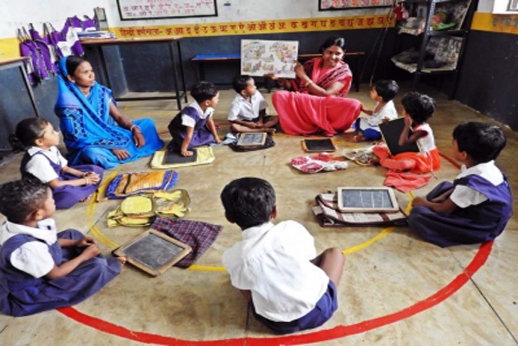 UP Anganwadi schools get preschool kits - The Statesman