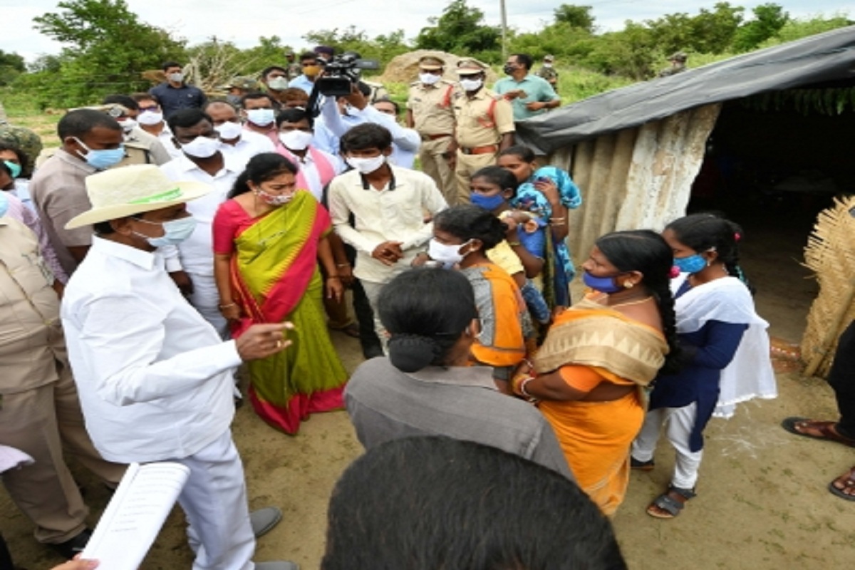 Telangana to implement Dalit Bandhu in four mandals