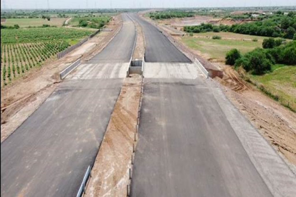 Greenfield Highway project from Rajasthan/ Gujarat Border to Santalpur ...
