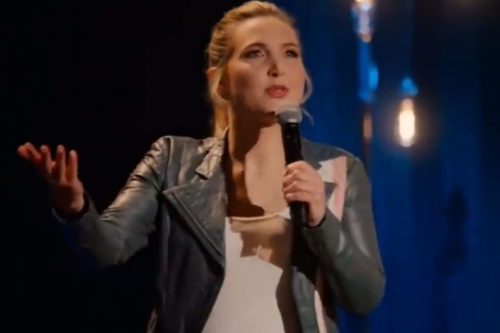 Taylor Tomlinson to have two more stand up specials on Netflix