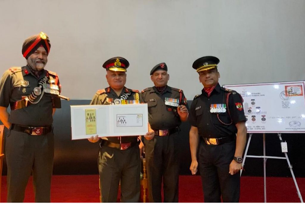 JAK LI celebrates Platinum Jubilee