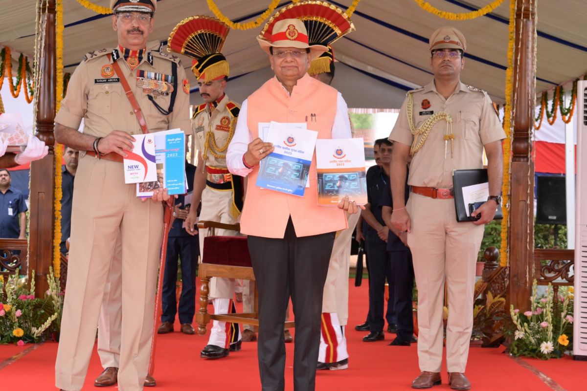 Delhi Police doing exemplary job maintaining public order, harmony ...